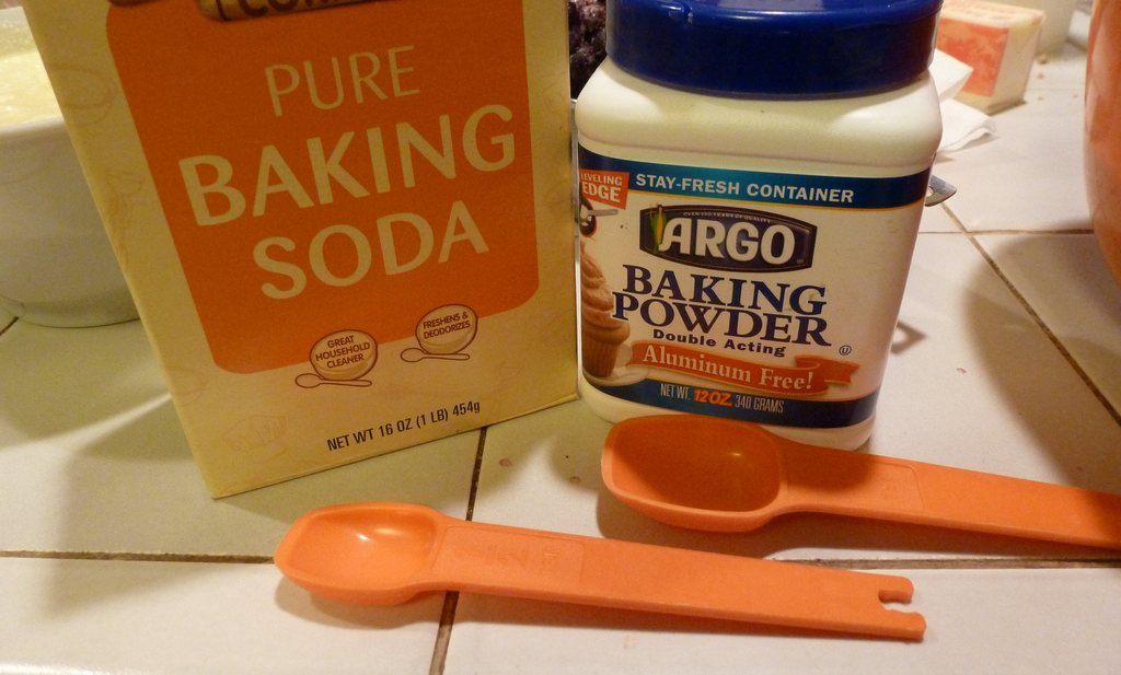 Zowel bakpoeder als baksoda moet je goed doseren - Foodlog